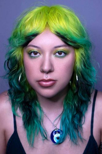 The Wolf Cut: A Modern Take on the Classic Shag