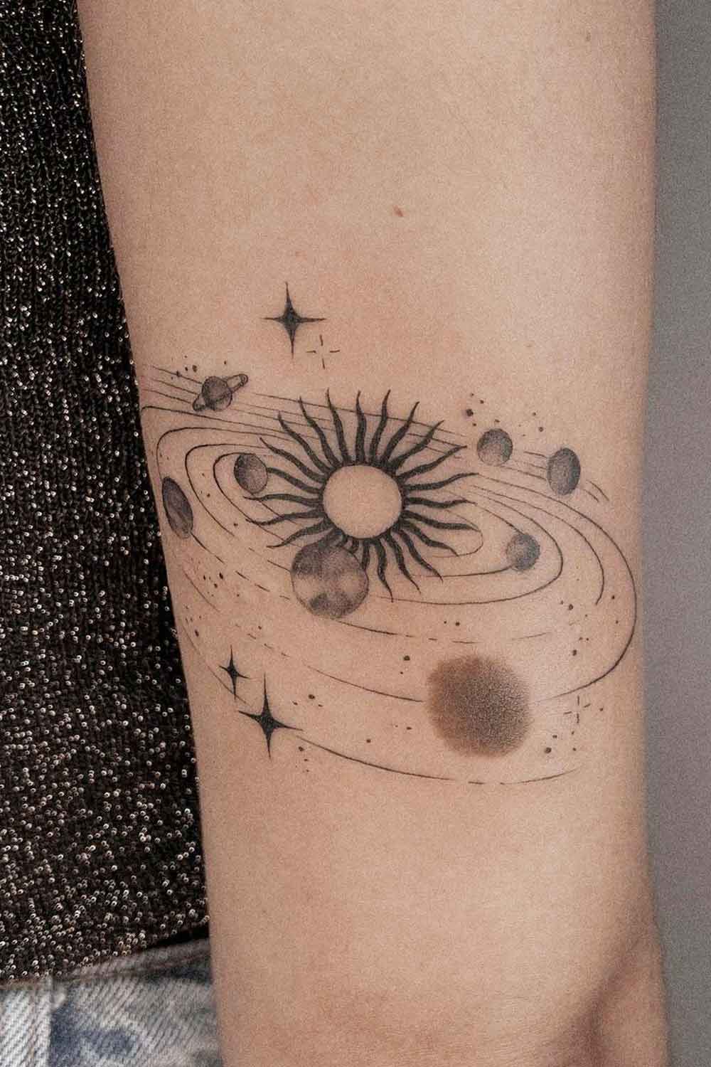 31 Best Sun Tattoo Ideas for Bright Spirits