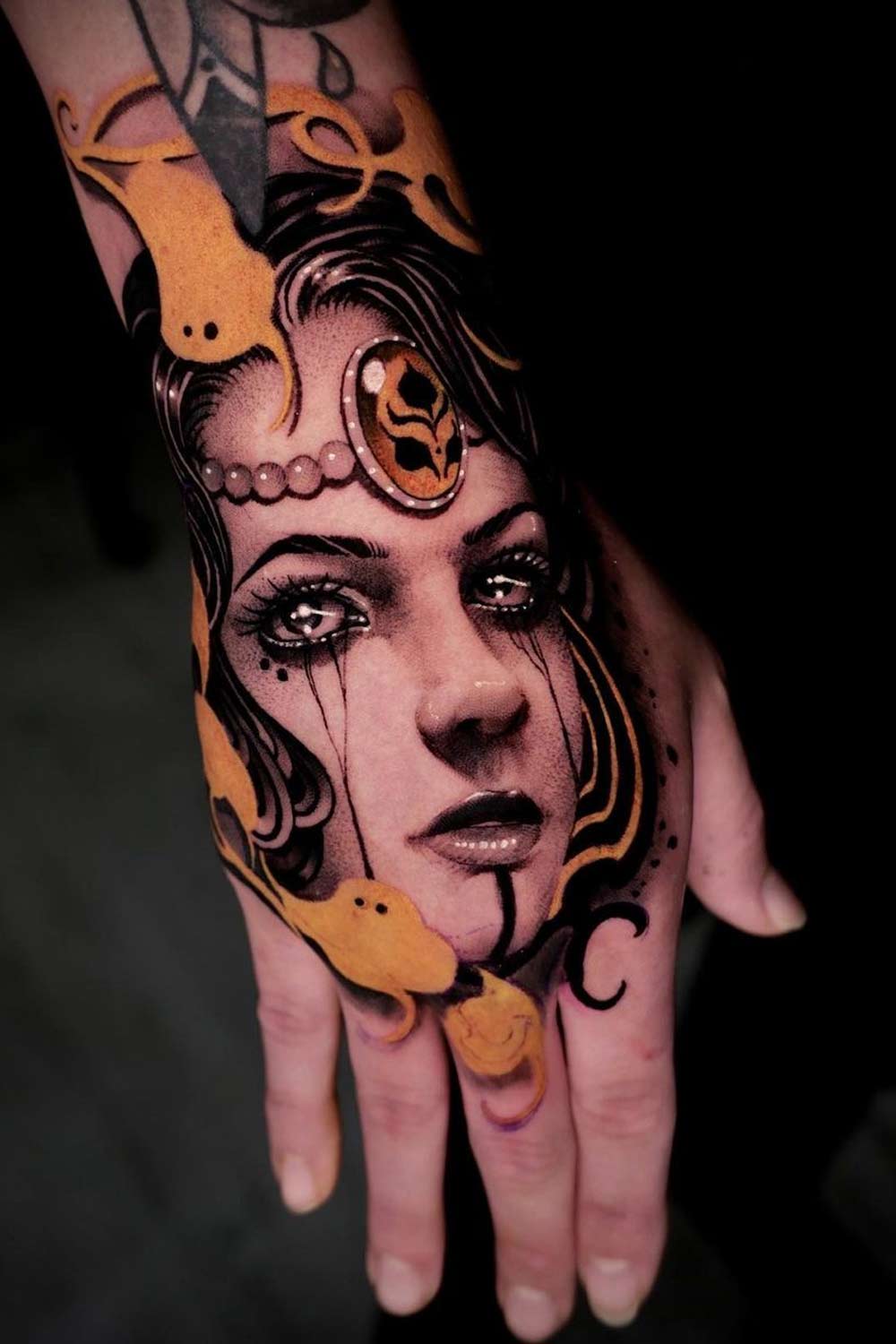 The Dreamiest Ideas Of Hand Tattoos For Women - Glaminati.com