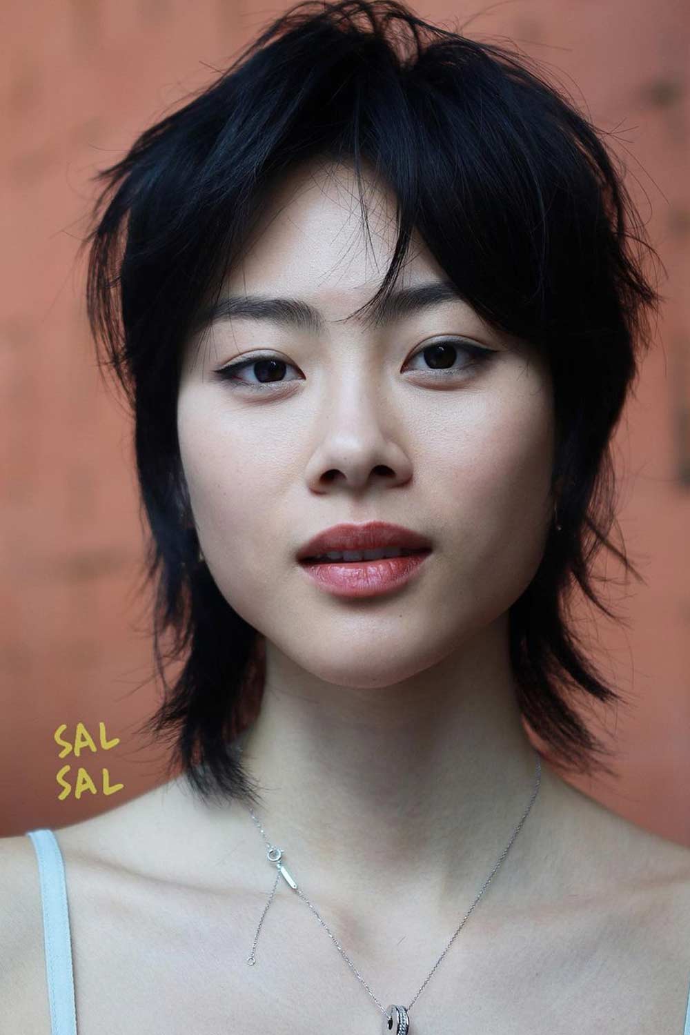 Impressive Versatility Of A Feminine Pixie Cut | Glaminati.com