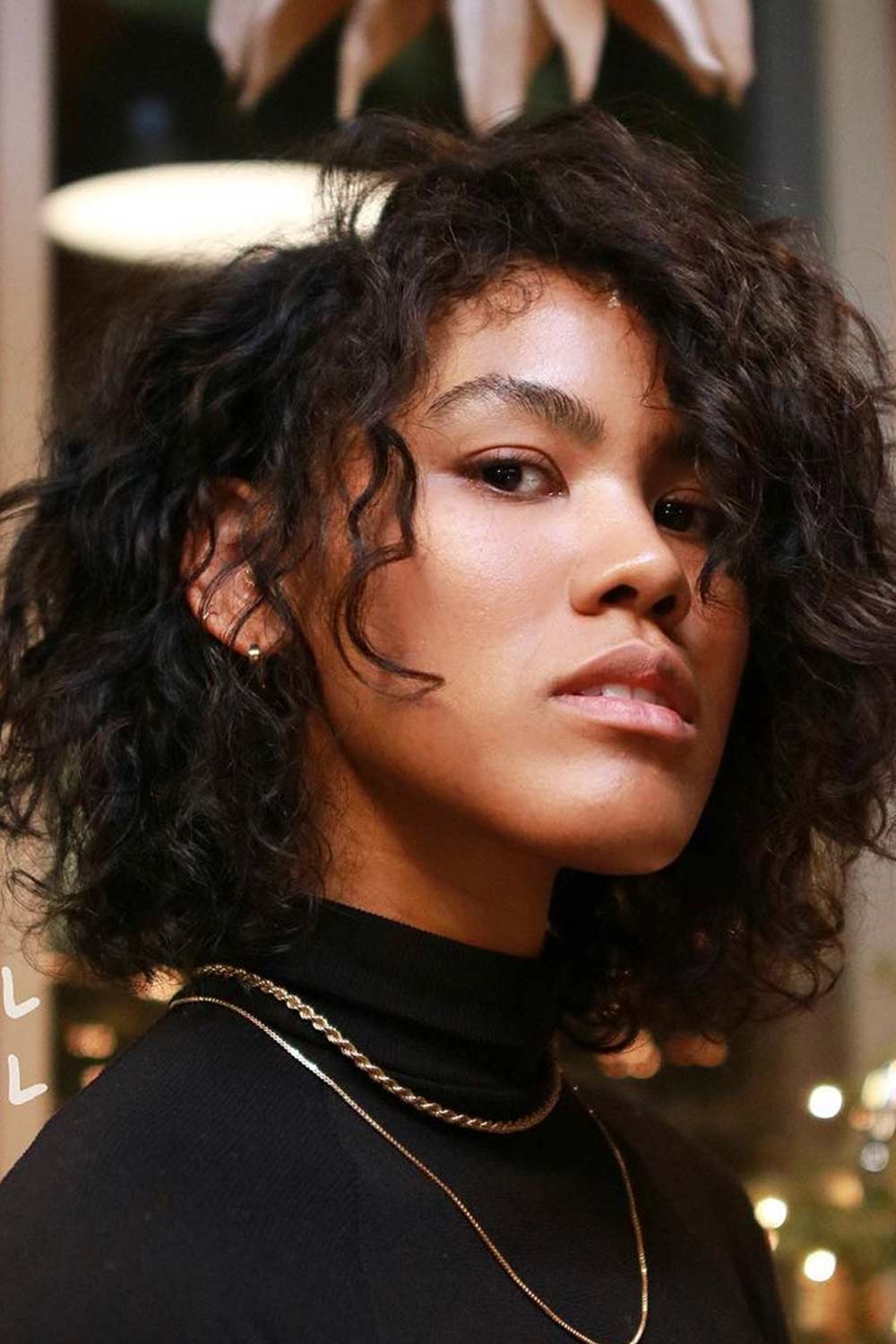 Short Curly Hair: Discover Your Hair Type In Depth