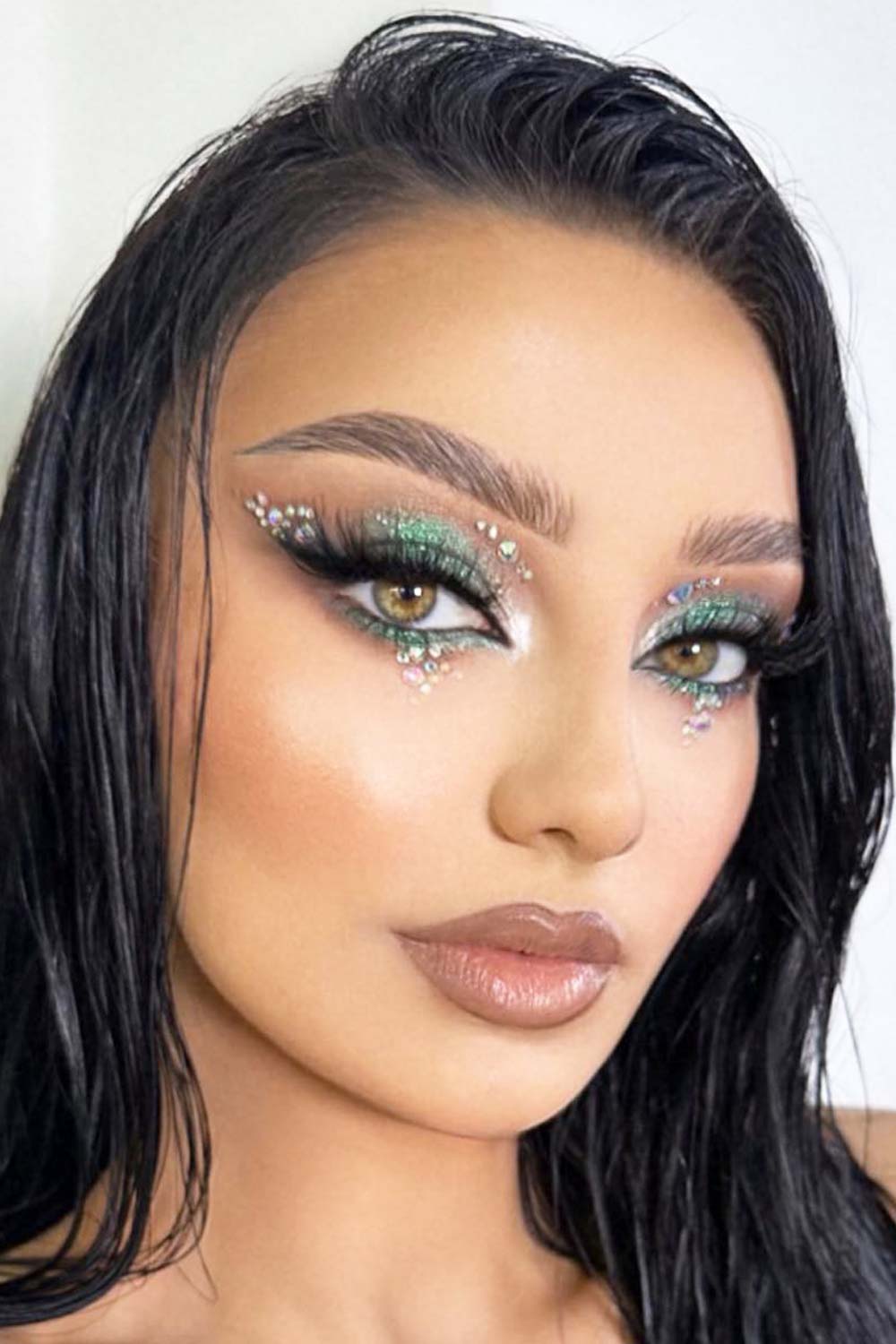 Insanely Pretty Makeup For True Goddesses Of Summer