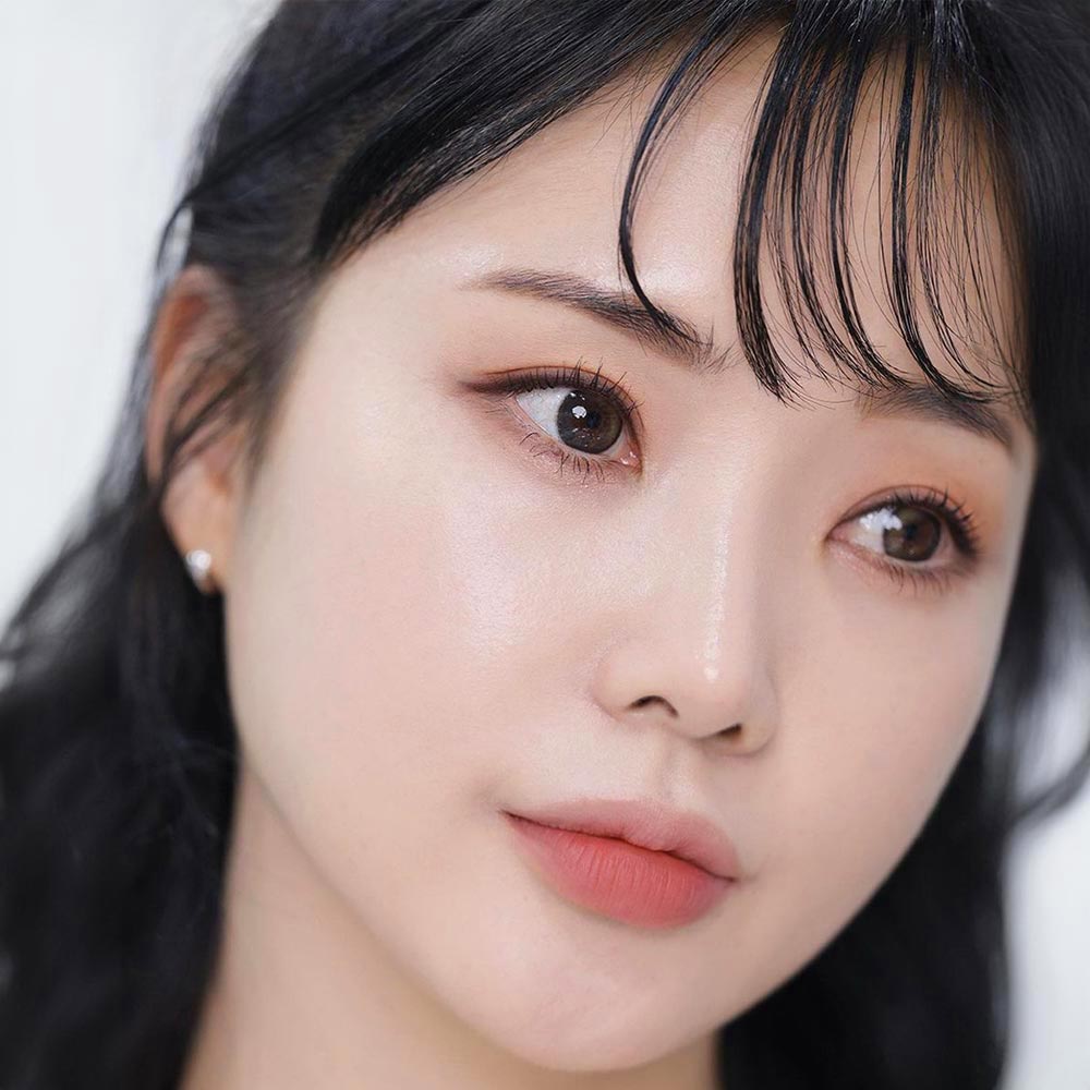 Explore And Try Out the Best Korean Makeup Tips