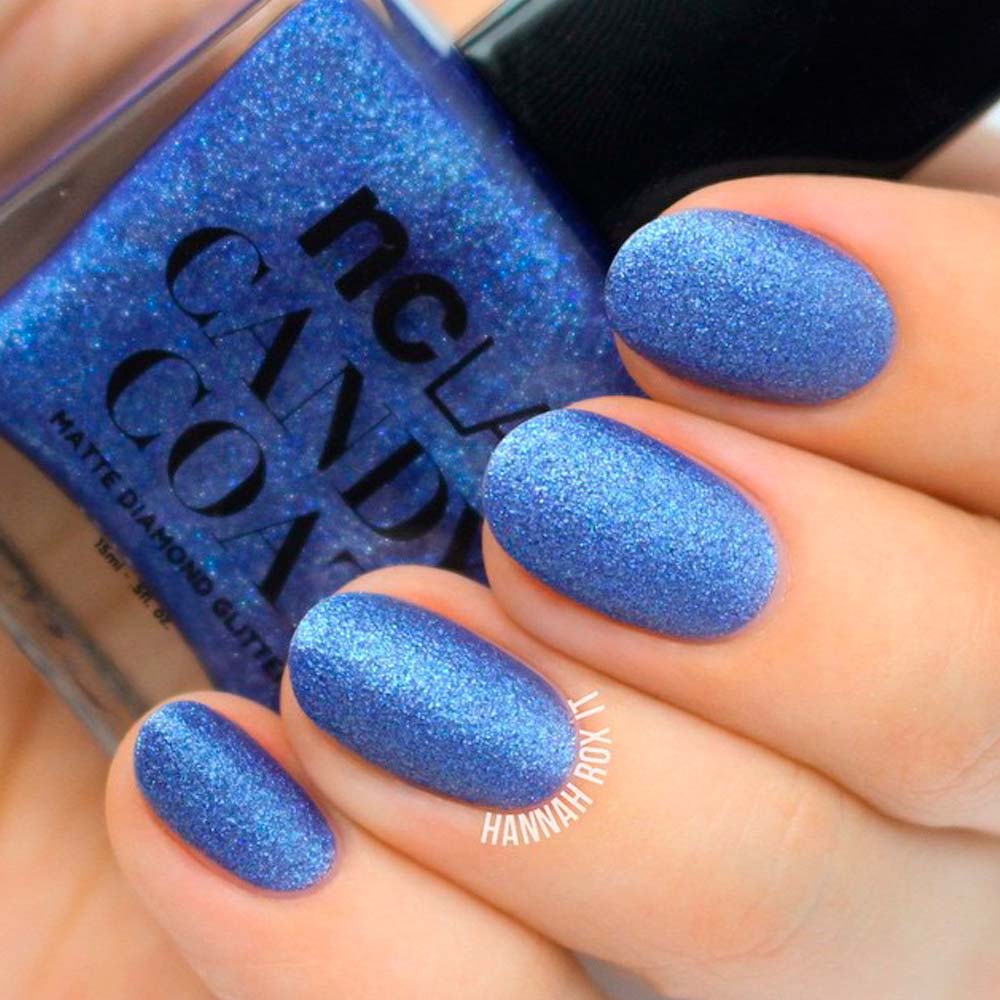 28 Fantastic Shimmer Nails That Will Steal Your Breath Away