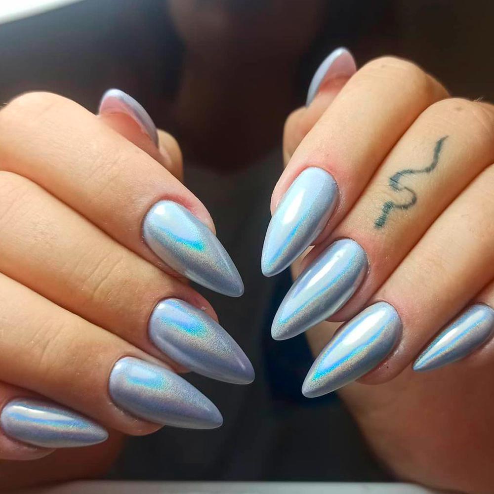 28 Fantastic Shimmer Nails That Will Steal Your Breath Away