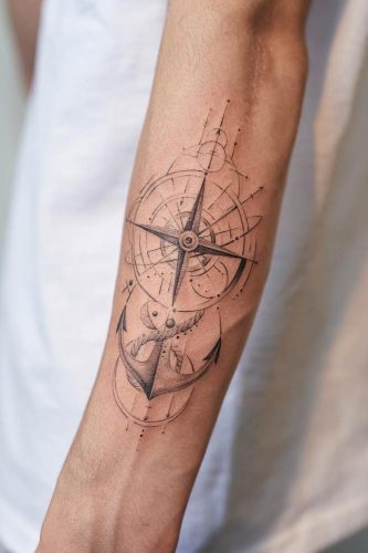 Compass Tattoo Designs: Symbolism and Style in Focus