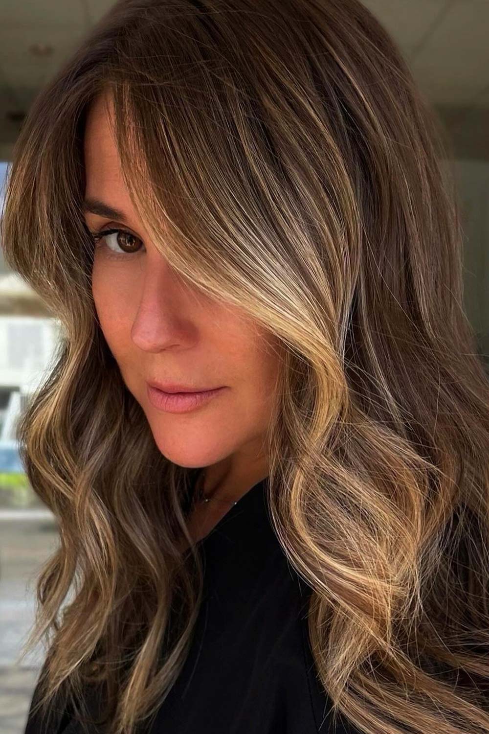 Hair Lowlights: Enhance Your Look with Subtle Dimension