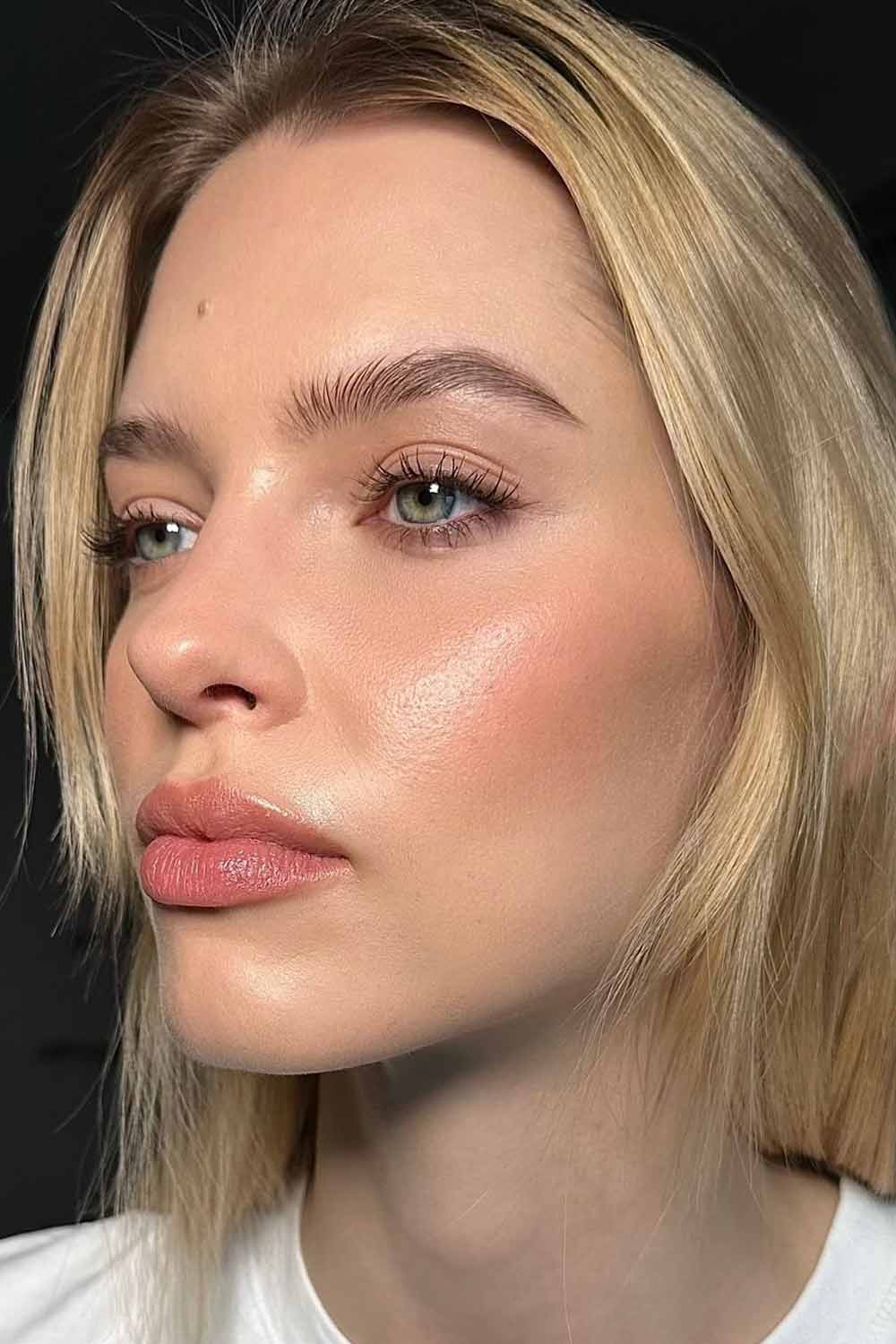 Find The Perfect Shape of Eyebrows For Your Face Type