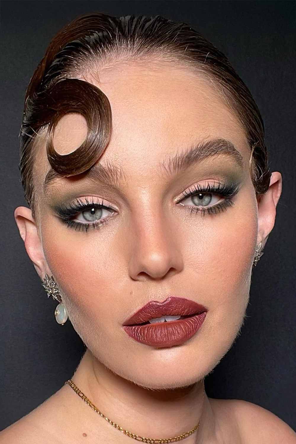 Find The Perfect Shape of Eyebrows For Your Face Type