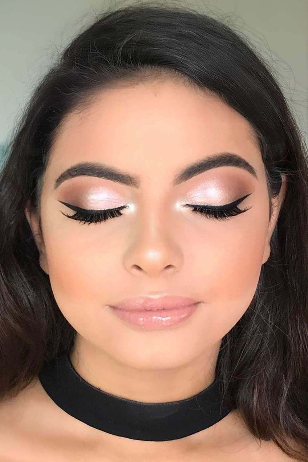 Find The Perfect Shape of Eyebrows For Your Face Type