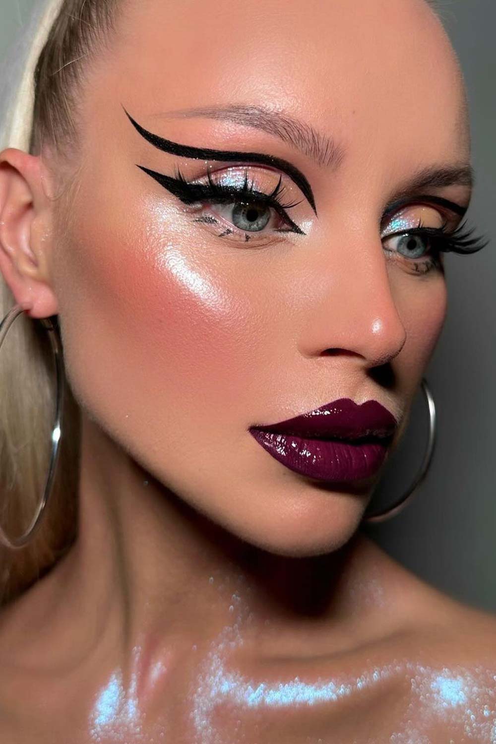 Find The Perfect Shape of Eyebrows For Your Face Type