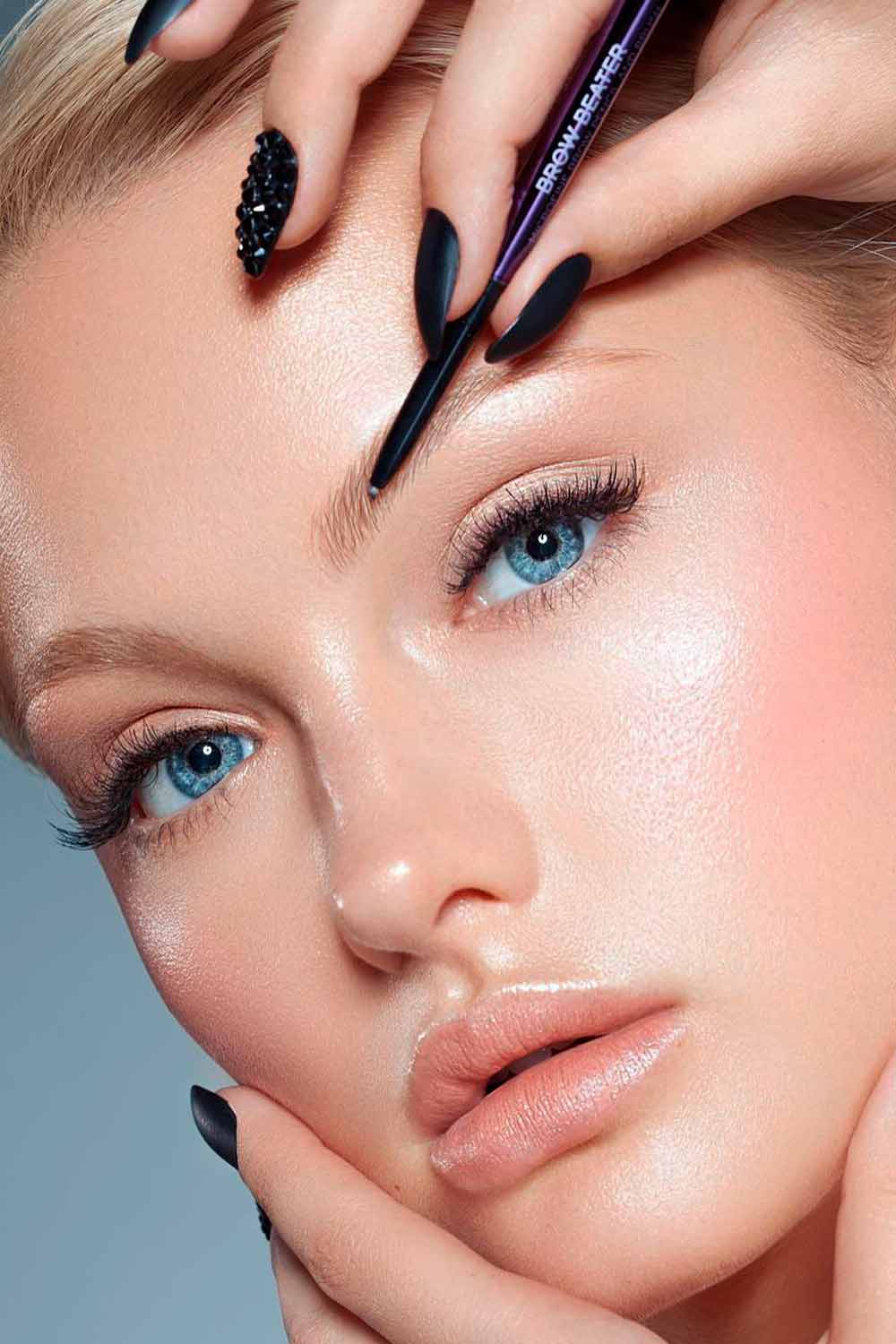13 Makeup Tips for Photoshoot to Look Gorgeous