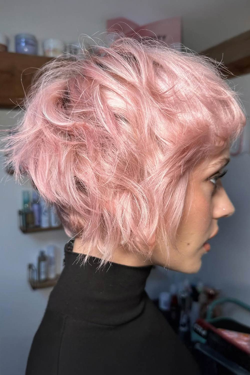 25 Top Stylish Short Haircuts for Thick Hair