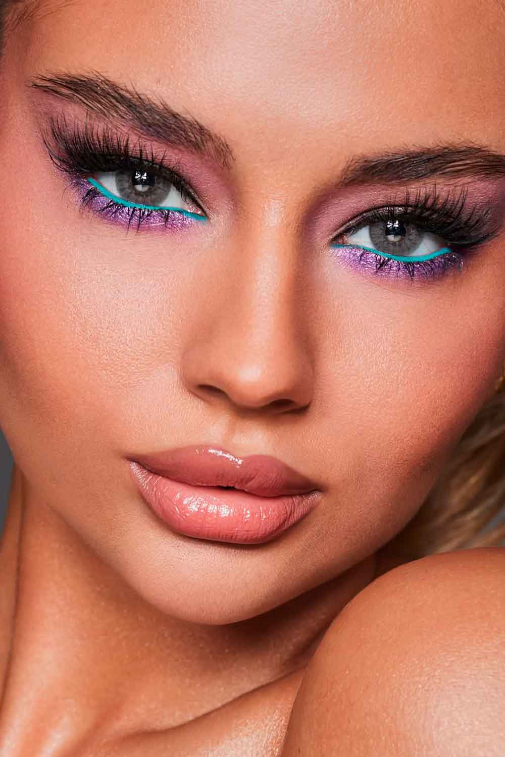 Gray Eyes Makeup Just Got Trendy: 20 Viral Looks to Copy Now