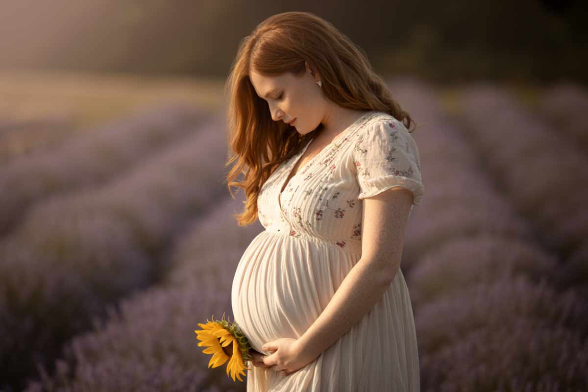 Elegant & Comfortable Maternity Dresses to Flatter Your Bump